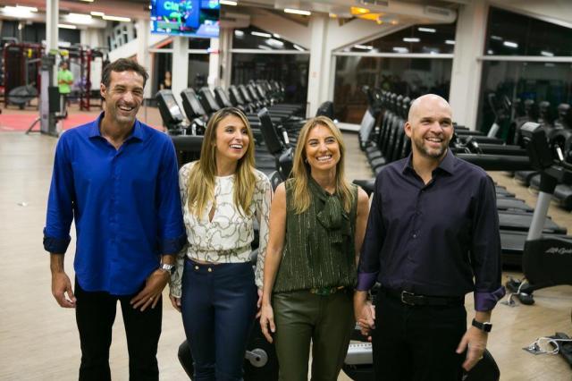 INEEX tem lançamento oficial com happy hour e vips - Opinião dos ...